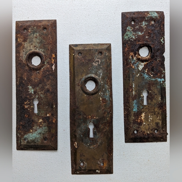 Source Unknown | Art | Antique Door Knob Plates Skeleton Key Patina ...
